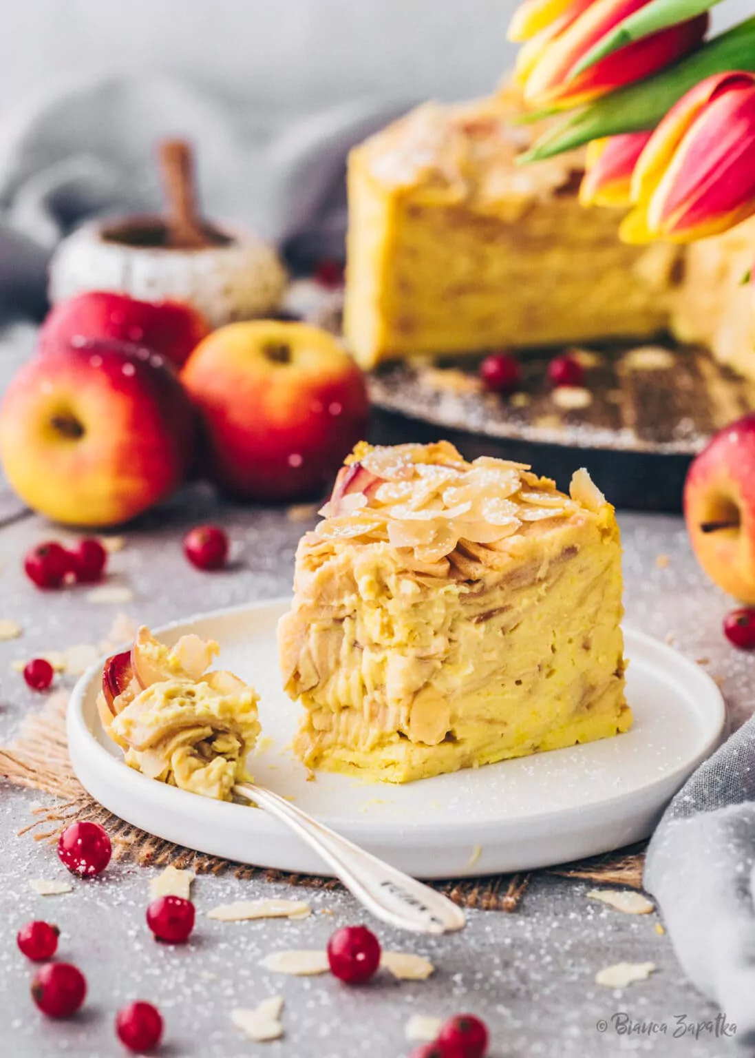 French Apple Cake | Gâteau Invisible aux Pommes - Bianca Zapatka | Recipes