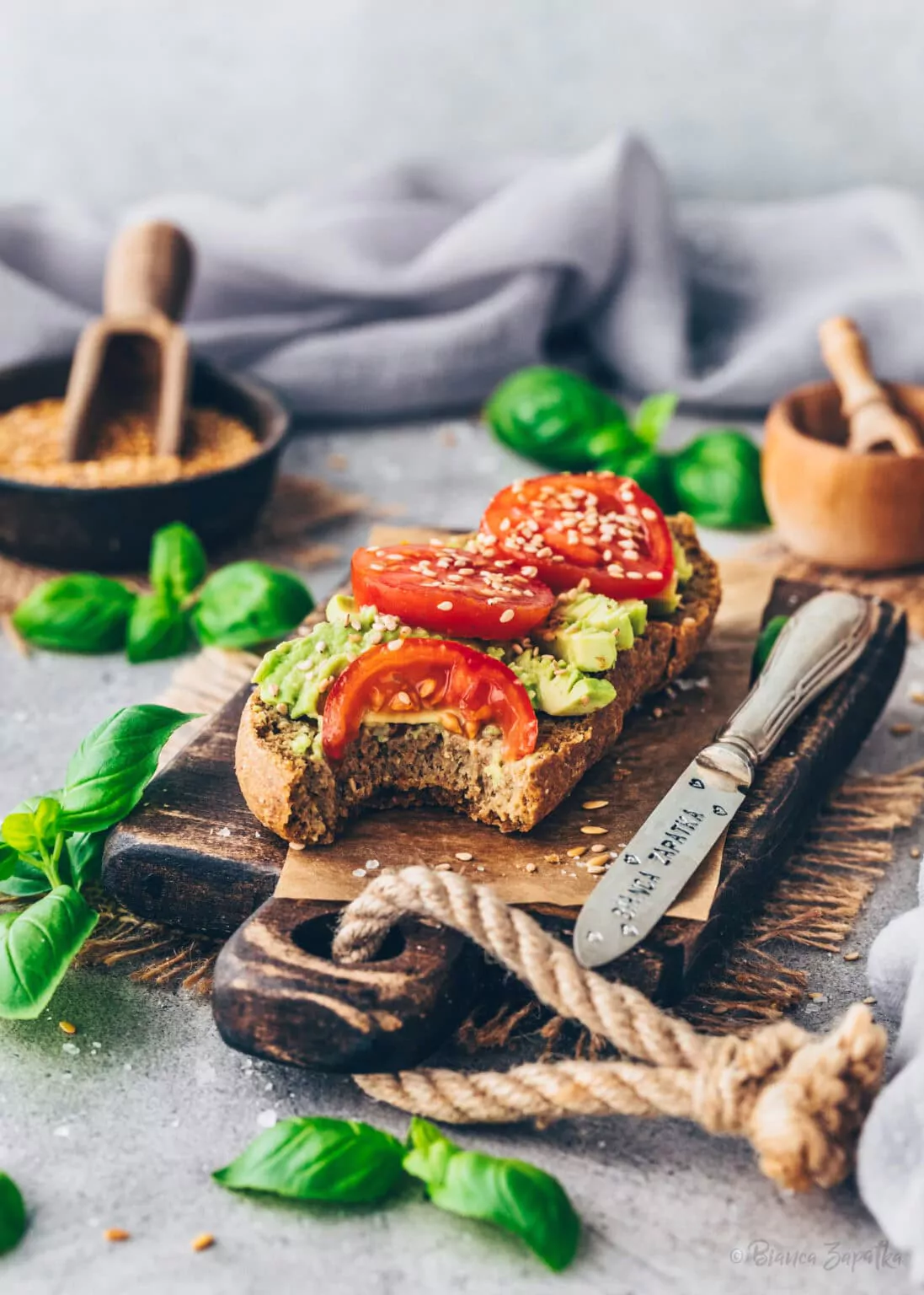 Leinsamen-Brot - Low Carb Keto Baguette-Brötchen - Bianca Zapatka | Rezepte